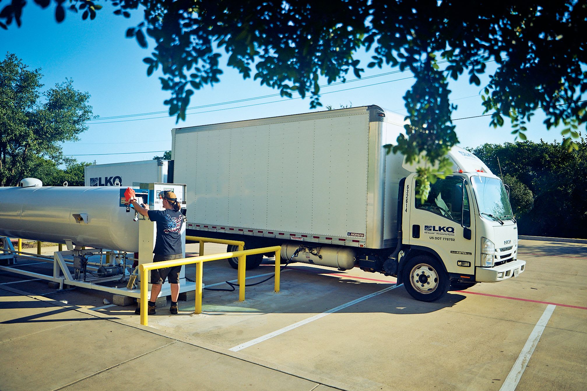 Medium Duty Truck Refueling with Propane Autogas | PERC